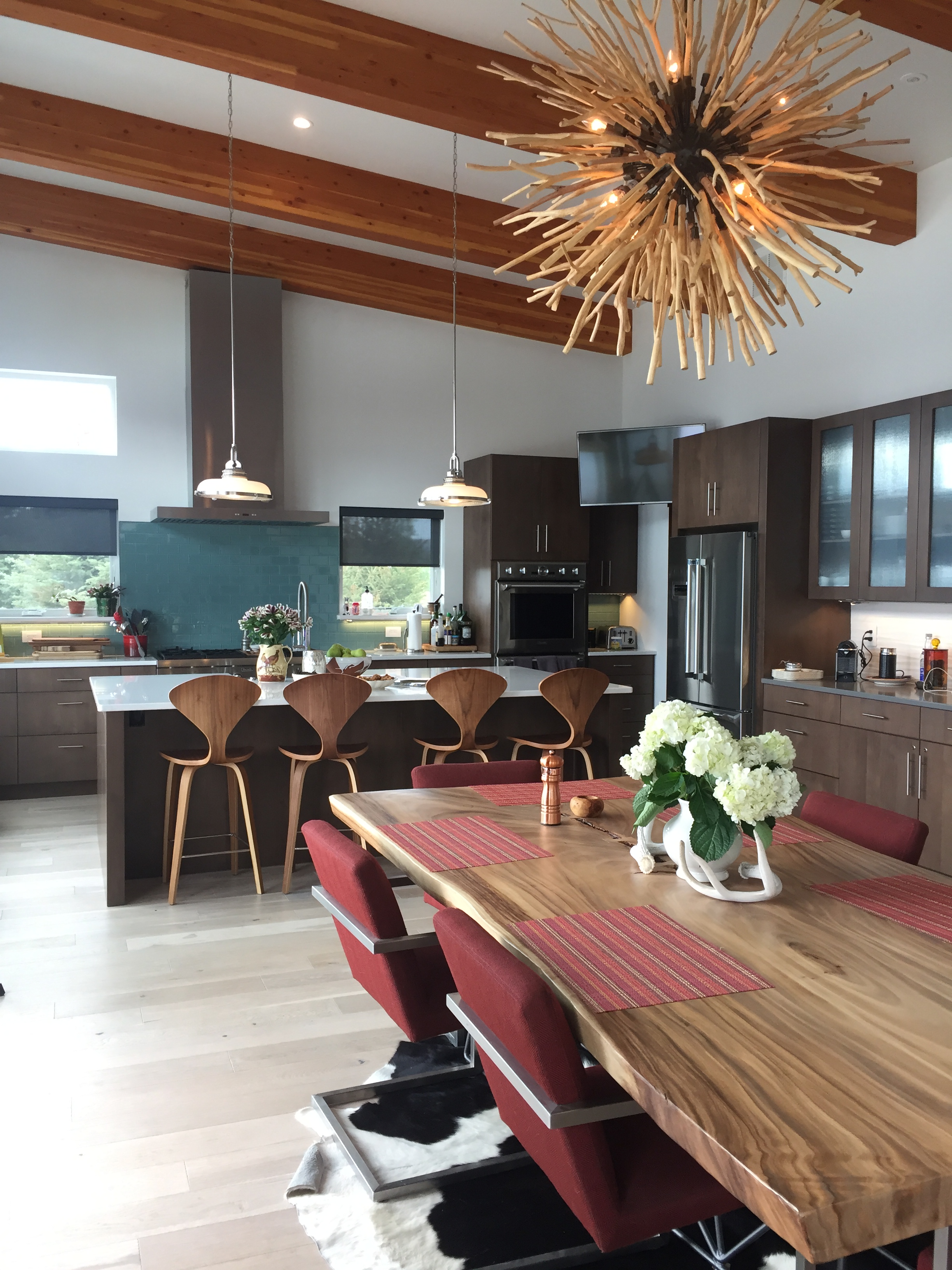 Touring Homes | JanBeek